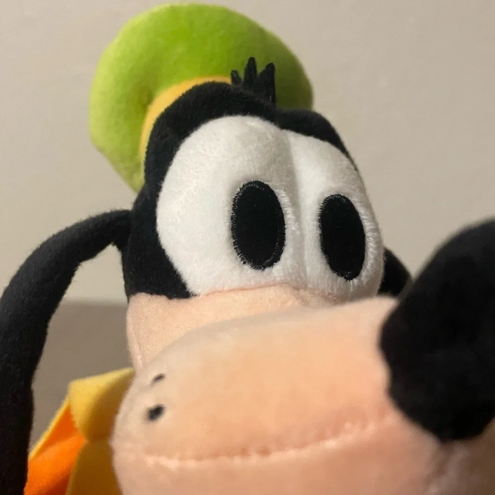 Disney | Toys | Disney Land Parks Goofy Plush Stuffed Animal | Poshmark